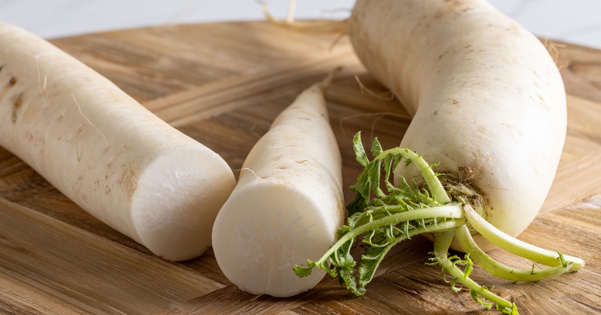 Come cucinare il daikon: proprietà, usi, ricette e curiosità