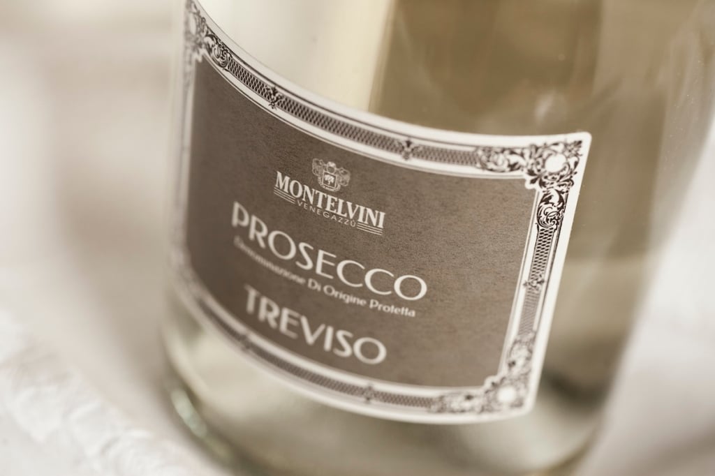 DOP Treviso Prosecco Extra Dry - Montelvini - Cucchiaio d'Argento