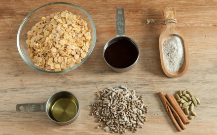 Ricetta Sbriciolata semi e noci con purea di albicocca - Cucchiaio d ...