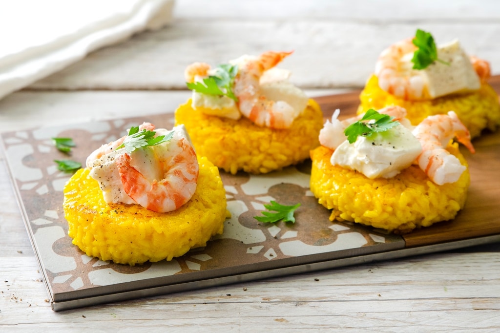 Ricetta Tartine di riso al salto con crescenza e mazzancolle ...