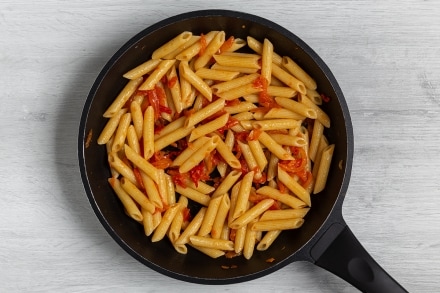 Ricetta Pasta gustosa al pomodoro fresco - Cucchiaio d'Argento