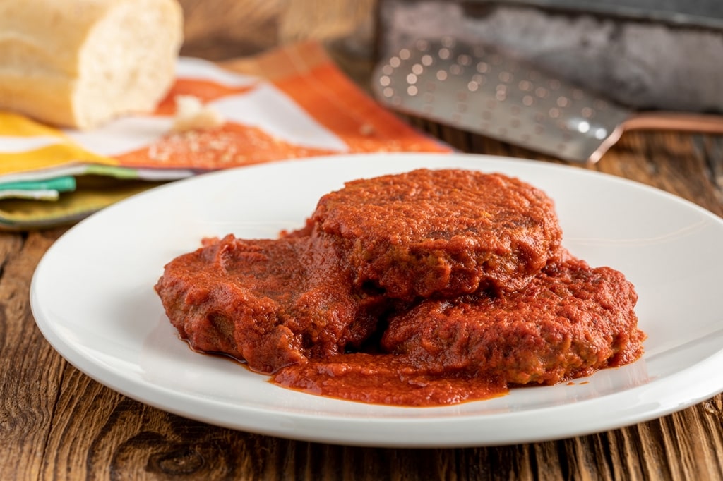 Ricetta Burger alla pizzaiola con carne vegetale - Cucchiaio d'Argento