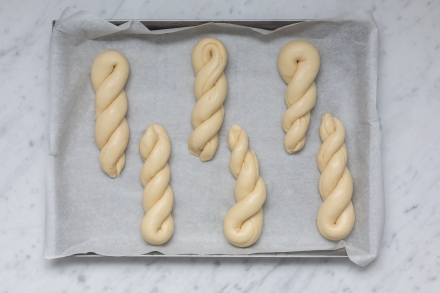 Ricetta Treccine dolci - Cucchiaio d'Argento