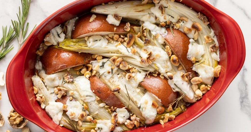 Ricetta Indivia, pere e gorgonzola al forno - Cucchiaio d'Argento