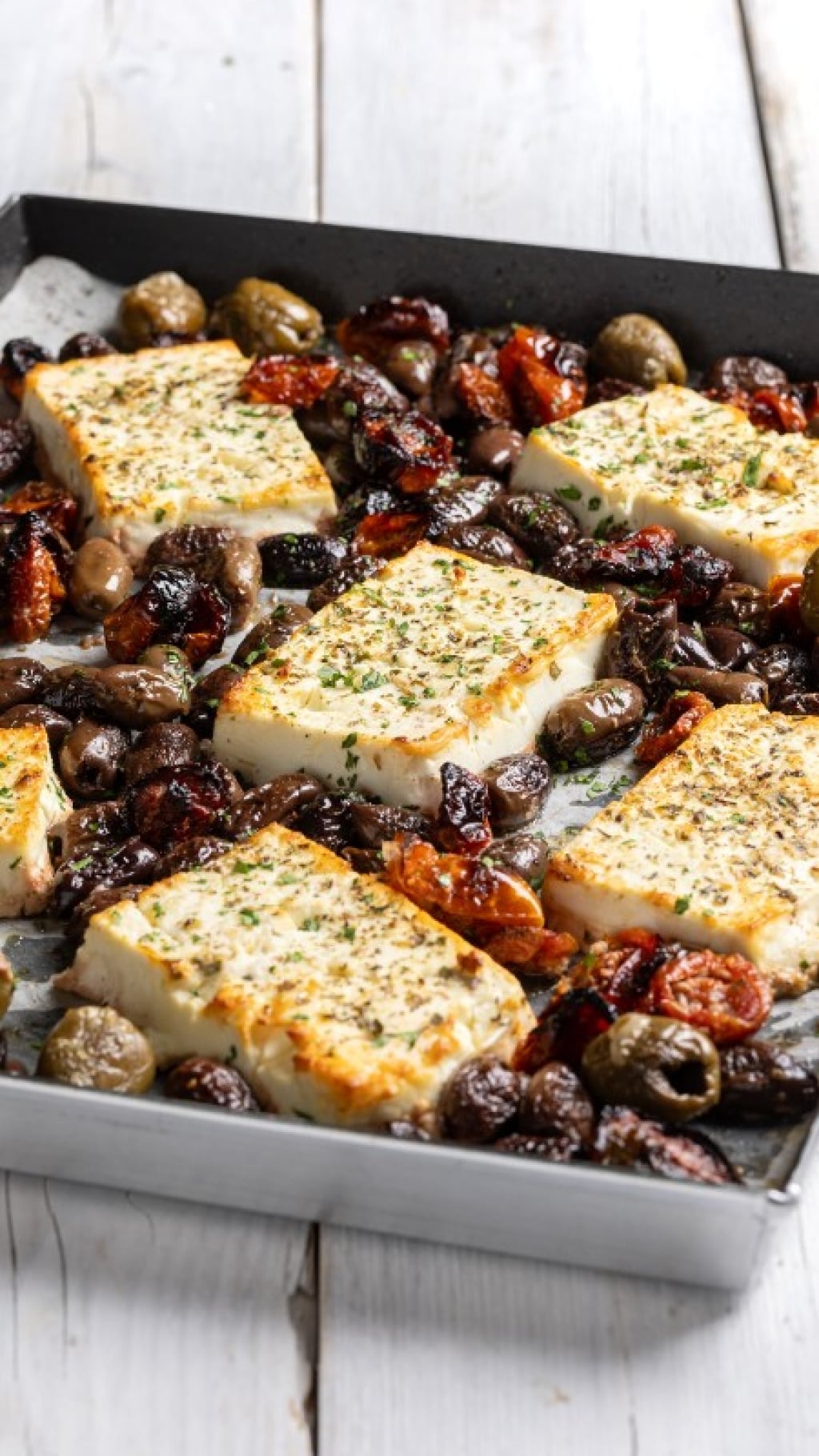Ricetta Feta speziata al forno - Cucchiaio d'Argento Ricetta Feta speziata al forno - Cucchiaio d'Argento