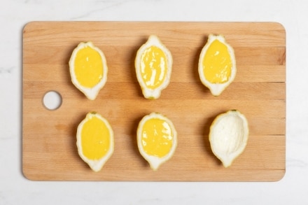 Ricetta Limoni ripieni al lemon curd - Cucchiaio d'Argento