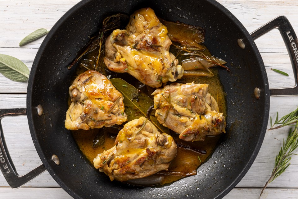Ricetta Cosce di pollo in padella - Cucchiaio d'Argento