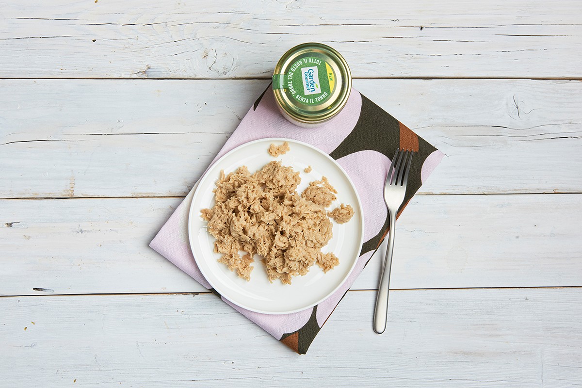 Abbiamo fatto la pasta con il tonno ma abbiamo usato il Vuna, il tonno ...