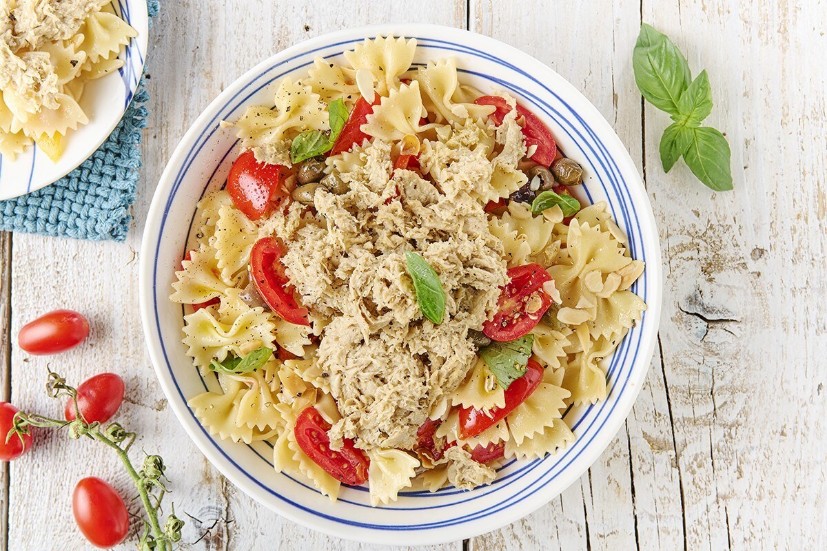 Abbiamo fatto la pasta con il tonno ma abbiamo usato il Vuna, il tonno ...